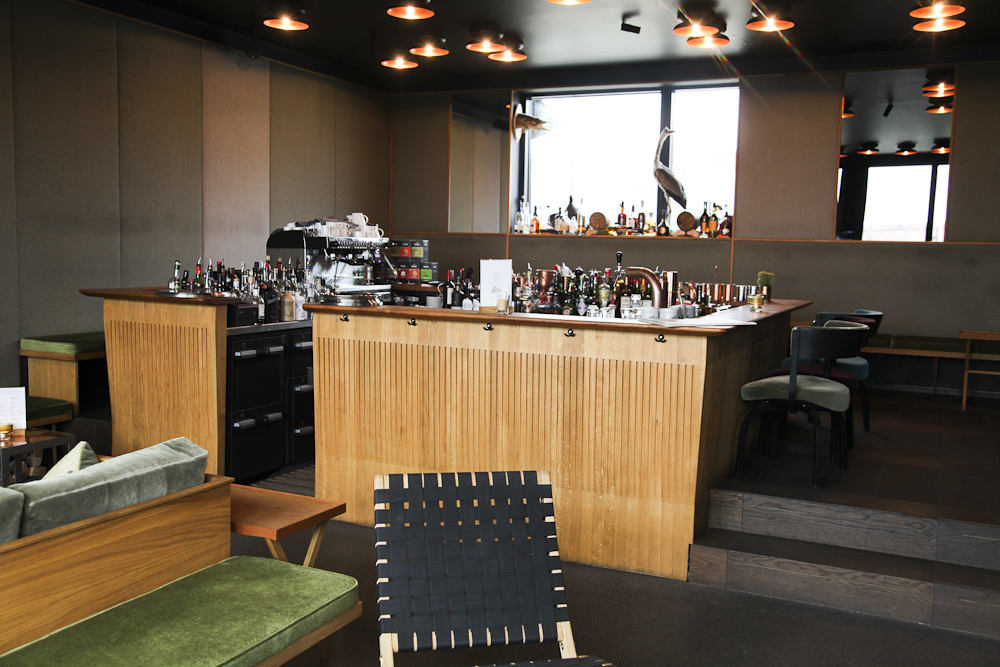 The Flushing Meadows Bar • Smart Travelling