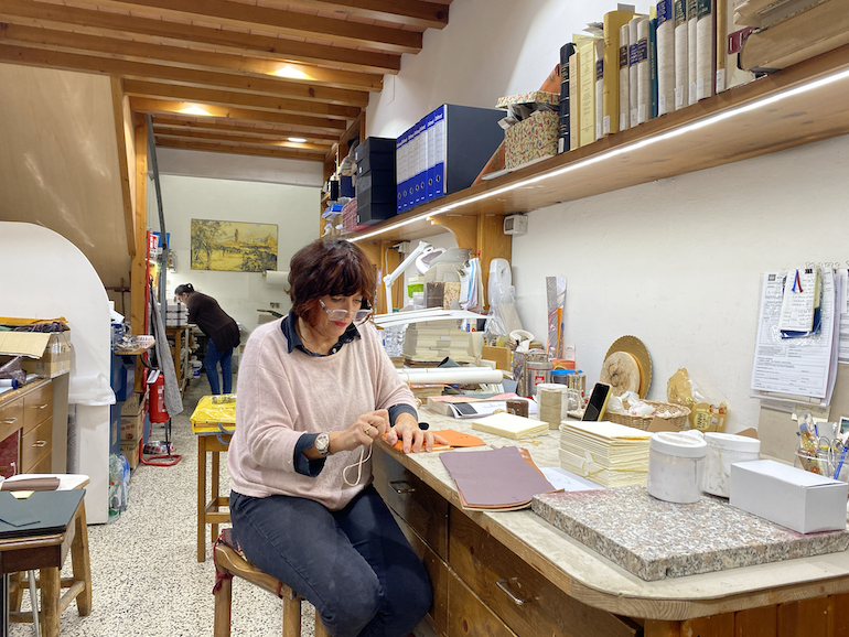 Legatoria Alberto Cozzi • Smart Travelling